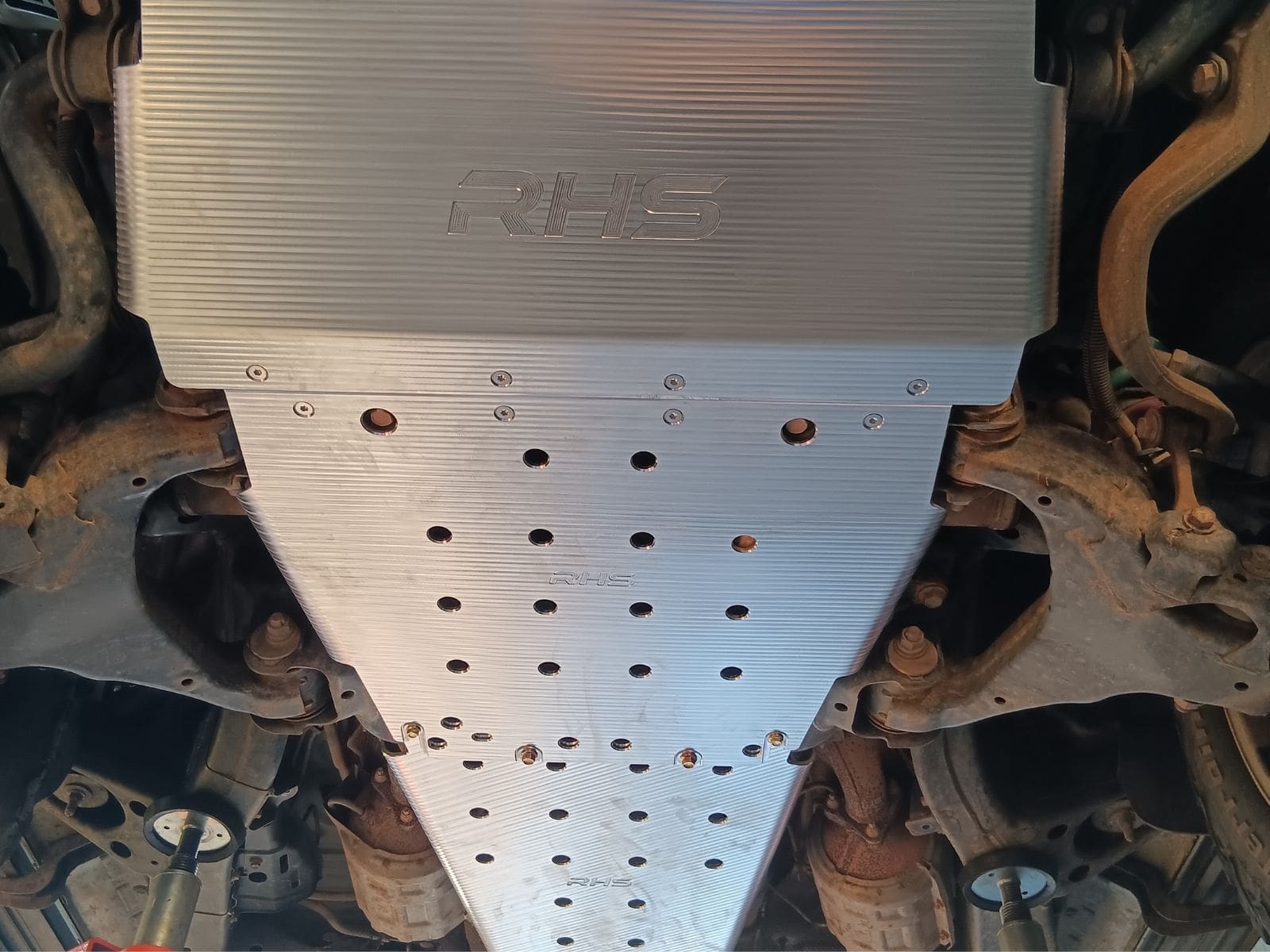 RHS Offroad Engineering bash plates to suit the Toyota Landcruiser 200 ...